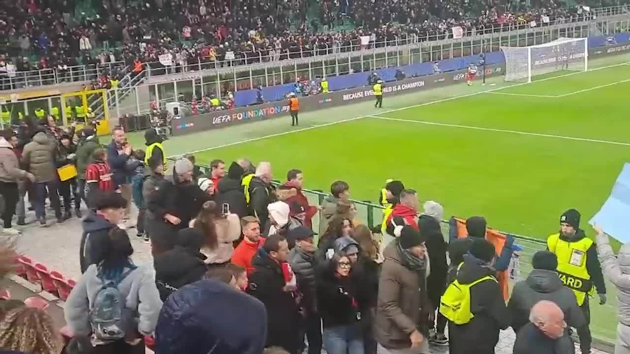 FK Crvena zvezda, FK Milan, San Siro, navijači, incident | Adriamedia TV