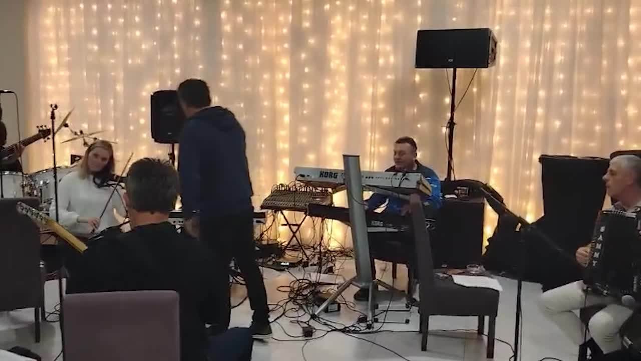 Halid Muslimovic zavrsne pripreme pred koncert | Adriamedia TV