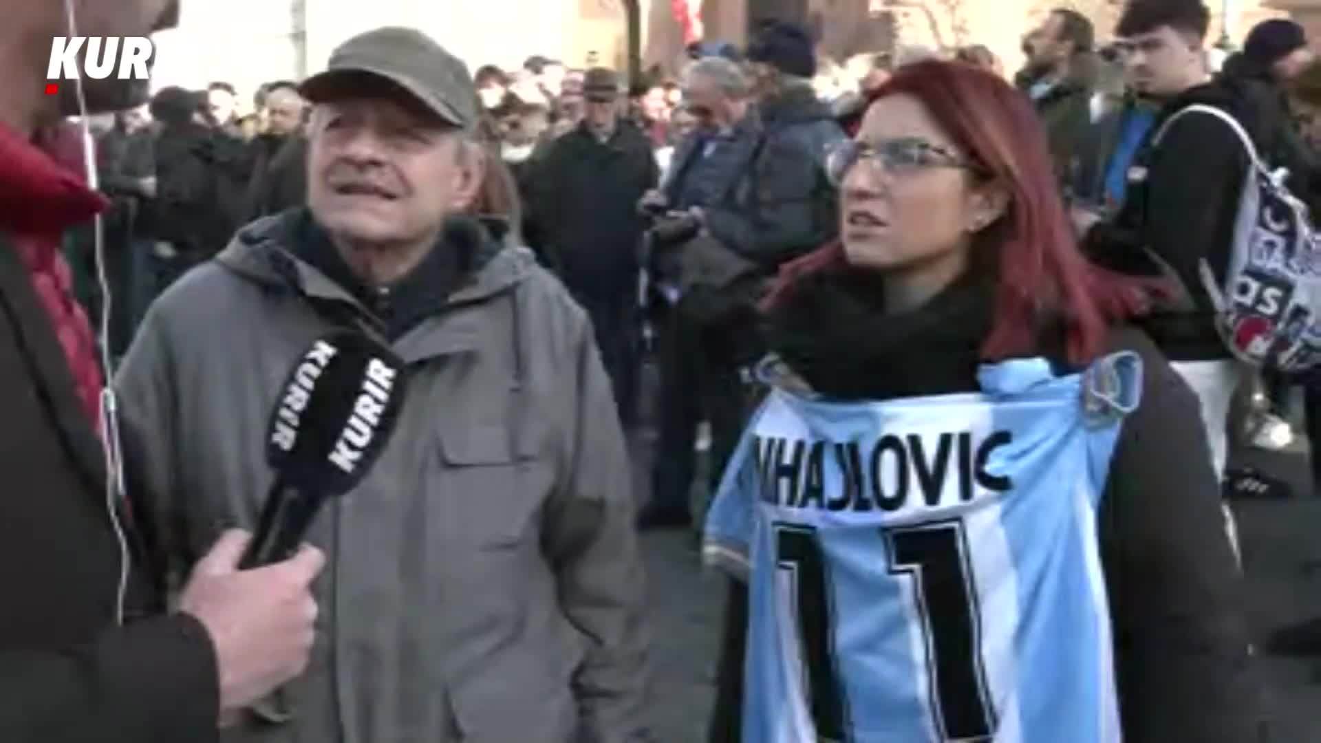 ŽENA SA DRESOM MIHAJLOVIĆA, OVAKO ZVUČI NJENA DIRLJIVA PRIČA! TV ŽENA SA DRESOM MIHAJLOVIĆA, OVAKO ZVUČI NJENA DIRLJIVA PRIČA! TV