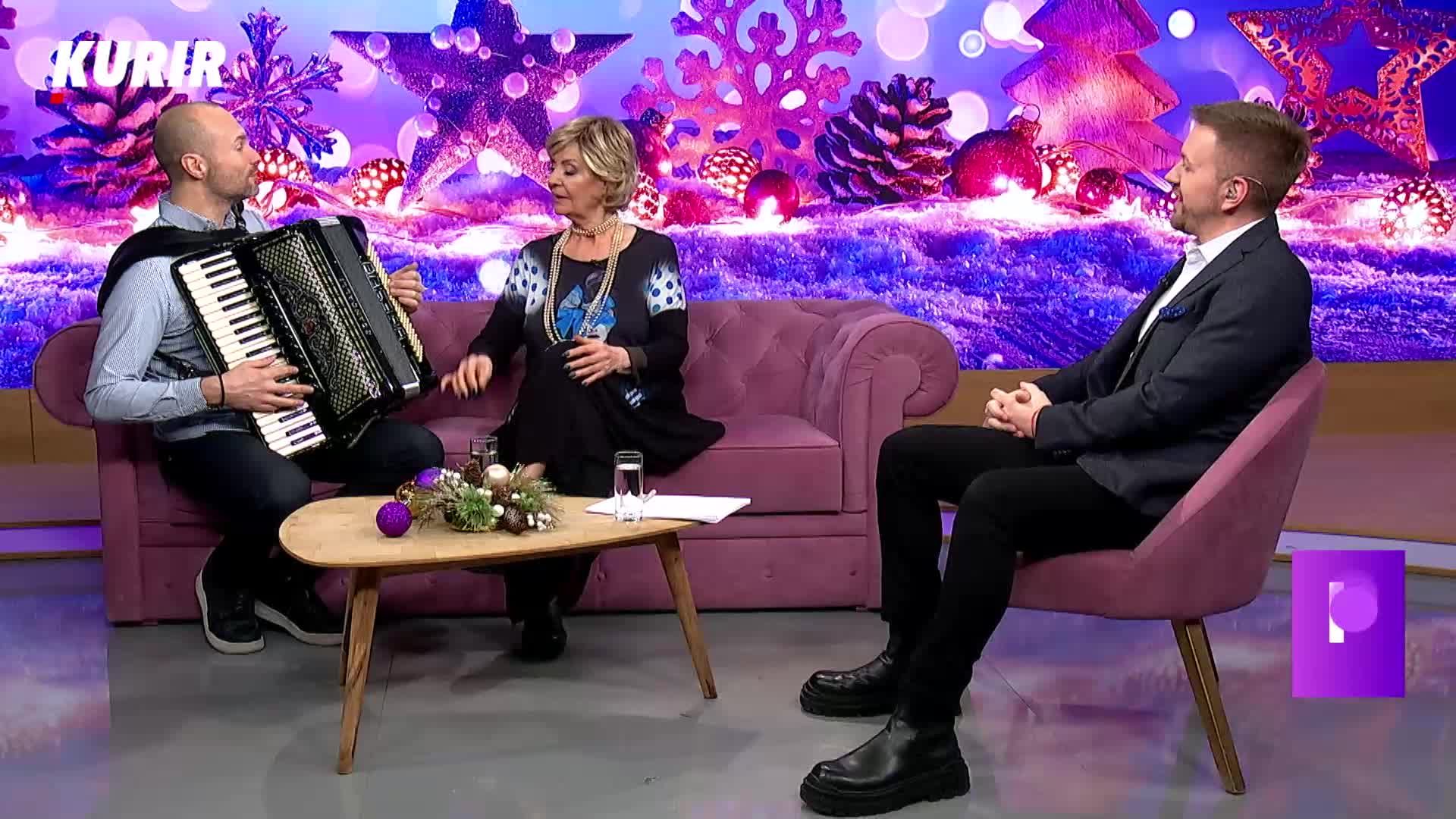 LEPA LUKIĆ ZAPEVALA UZ SVIRANJE NAJPOZNATIJEG HARMONIKAŠA! Voditelj ...