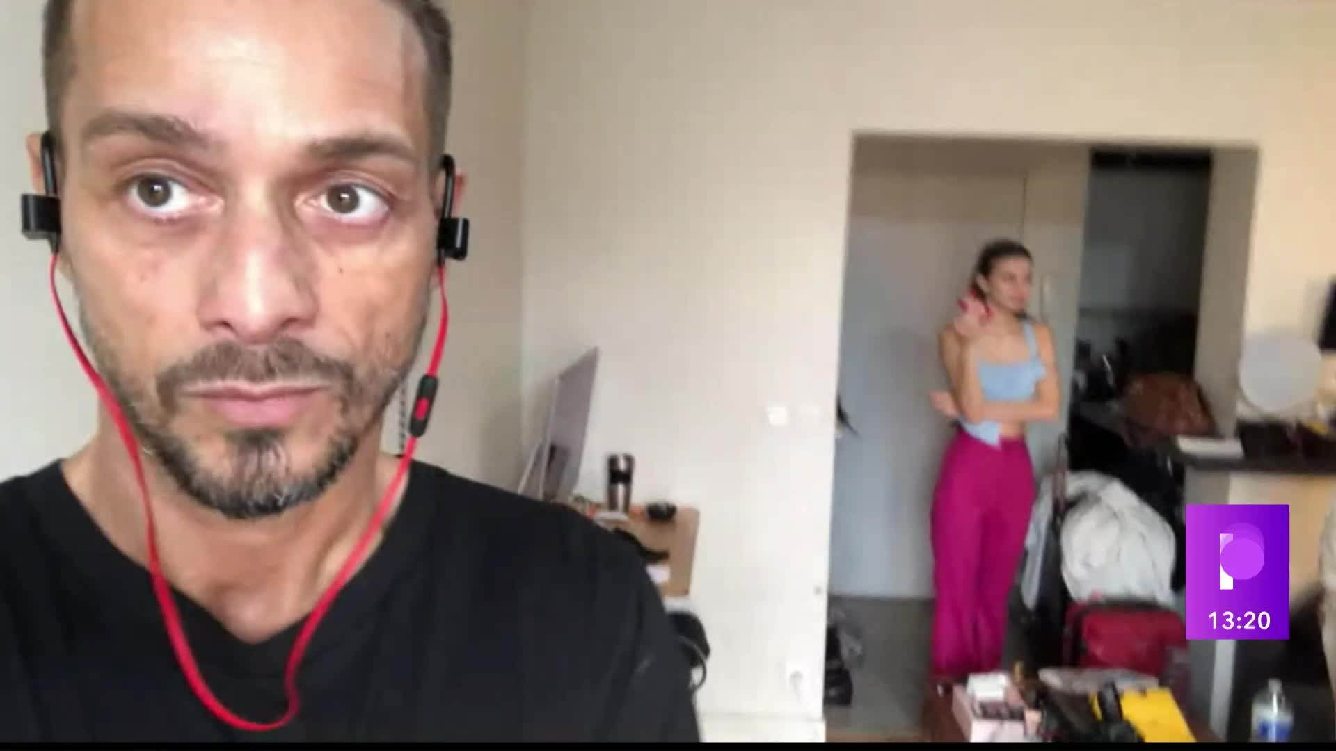 SIN PEVAČA POSTAO NAJCENJENIJI MODNI FOTOGRAF! Za Kurir TV otkrio ... SIN PEVAČA POSTAO NAJCENJENIJI MODNI FOTOGRAF! Za Kurir TV otkrio ...