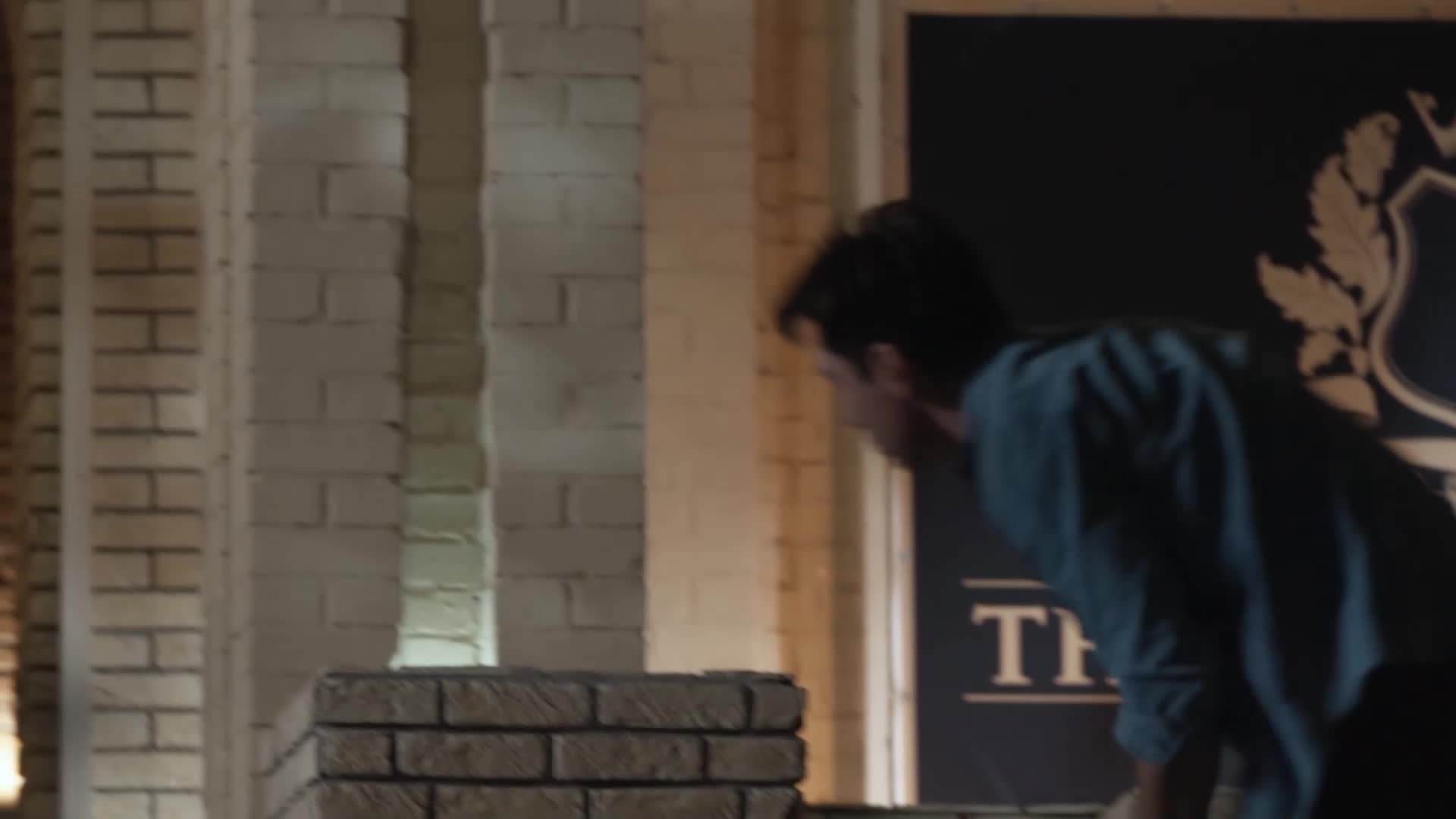 "NIKAD NE DIRAJ TUĐU RIBU, JESI ČUO? MAJMUNE JEDAN, SLINO JEDNA ...