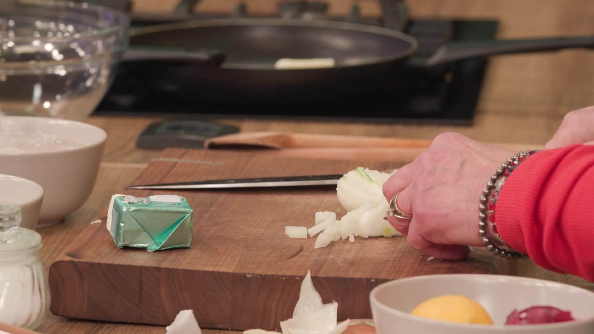 UGOSTITELJI IZ BEOGRADA KUVAJU ZA VAS! Šta se desi kada varjače ukrste ...