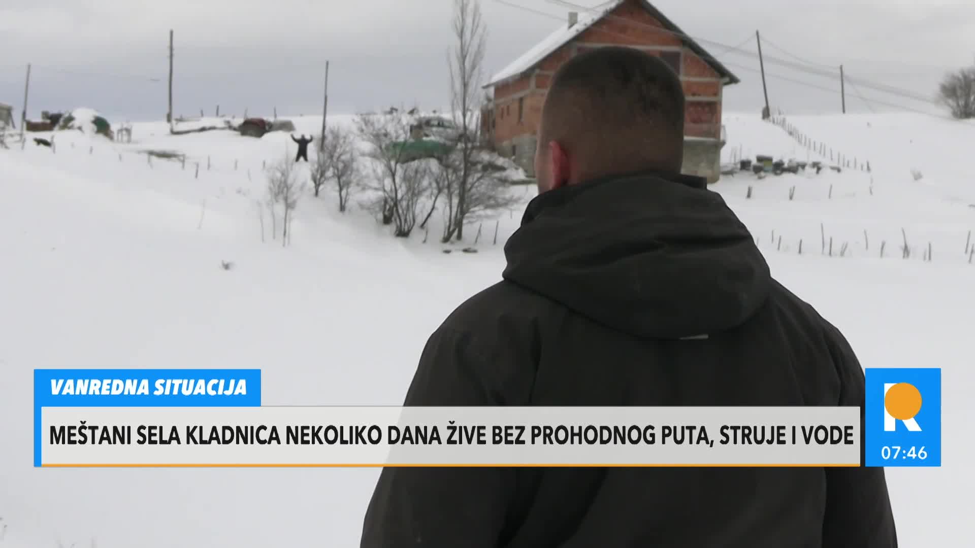 "ZAVEJAN SAM, NEPROHODAN JE PUT" Kurir ekipa pešaka do neprobojnih ...
