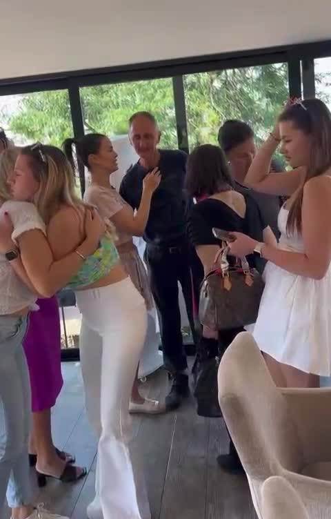 Milica Pavlović sa porodicom | Adriamedia TV